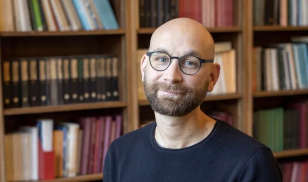 Peer Review Week 2022: An interview with Collabra: Psychology’s Eiko Fried - University of ...